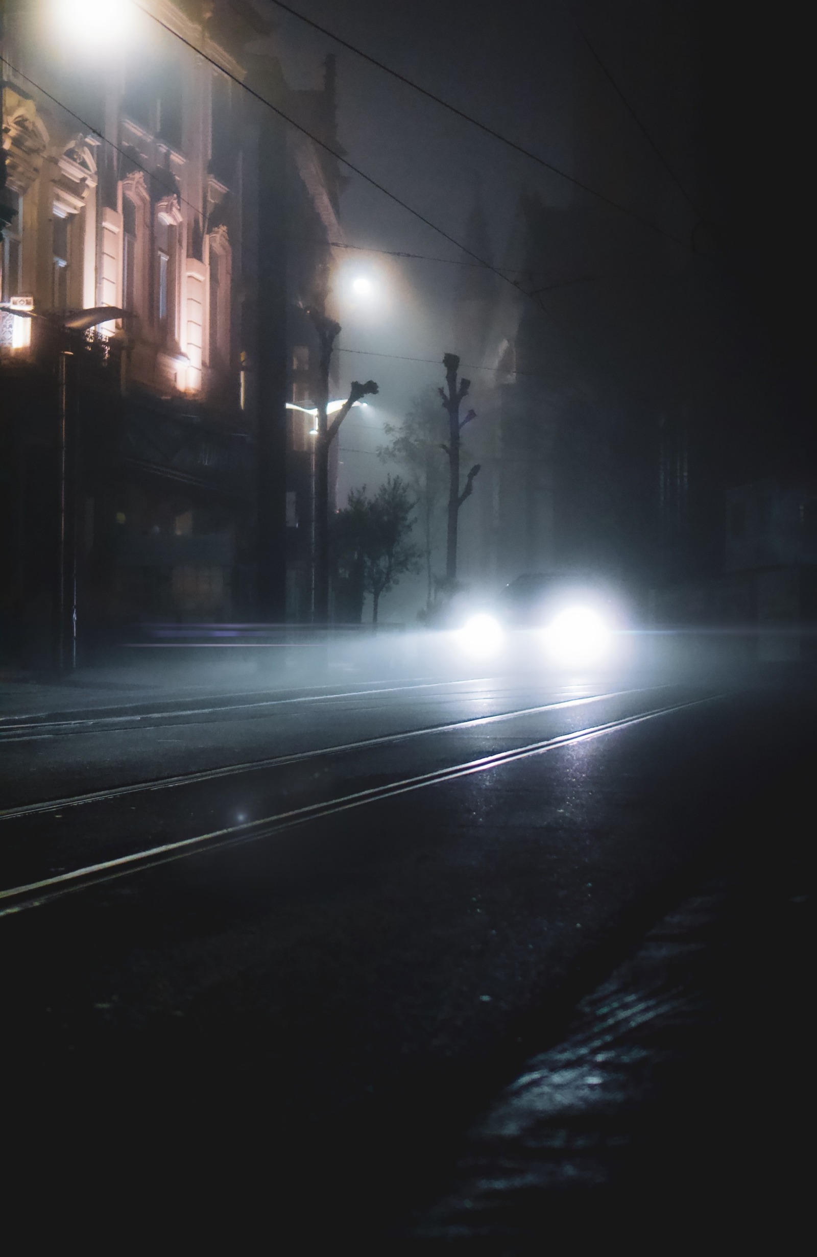 7 Road Safety Tips for Night Travelers - BRONDEMA